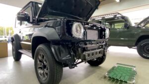 ジムニーシエラJB74 ショウワガレージ ABSフロントバンパー・スキッドプレート他取付作業 1 | ジムニースタジオ入間店