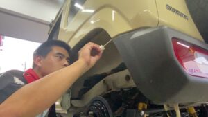 ジムニーJB64 KLCトラディショナルバンパー64 フロント他取付作業 #2 | ジムニースタジオ入間店